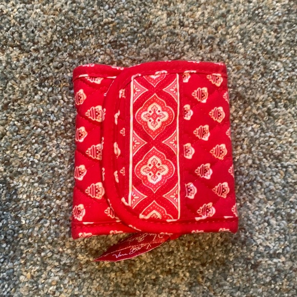 Vera Bradley | Bags | Vera Bradley Trifold Wallet | Poshmark